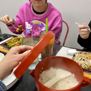 CHINA EXPRESS - Updated December 2025 - 28 Photos & 98 Reviews - 723 N ...