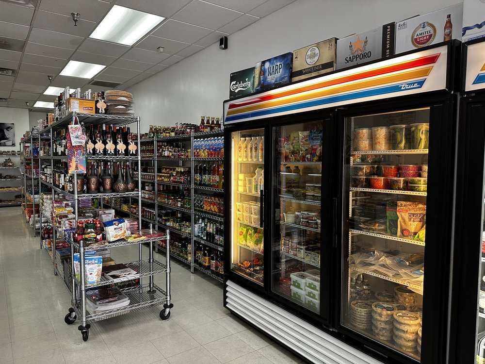 EURO MARKET - Updated December 2025 - 11 Photos & 17 Reviews - 13077 ...