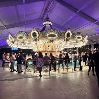 CAROUSEL CLUB - Updated September 2025 - 450 Photos & 139 Reviews - 901 ...