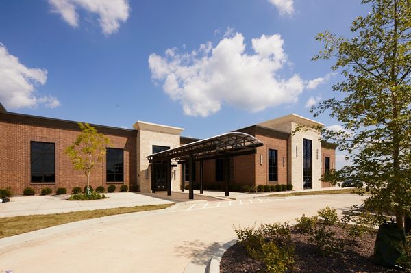 VISIONPOINT EYE CENTER - Updated October 2025 - 1107 Airport Rd ...