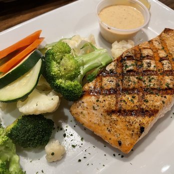 OUTBACK STEAKHOUSE - Updated October 2025 - 102 Photos & 82 Reviews ...