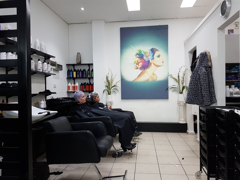 GOLDEN SCISSORS - Updated December 2025 - 268-274 Springvale Road ...