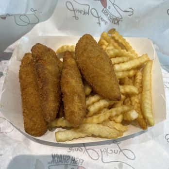 LUCKY LOUIE FISH SHACK - Updated November 2024 - 364 Photos & 281 ...