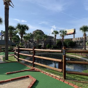 RIPLEY’S CRAZY GOLF - Updated September 2025 - 56 Photos & 26 Reviews ...