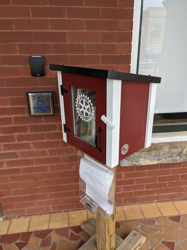 LITTLE FREE LIBRARY - Updated July 2025 - 50 S Mulberry St, Jackson ...