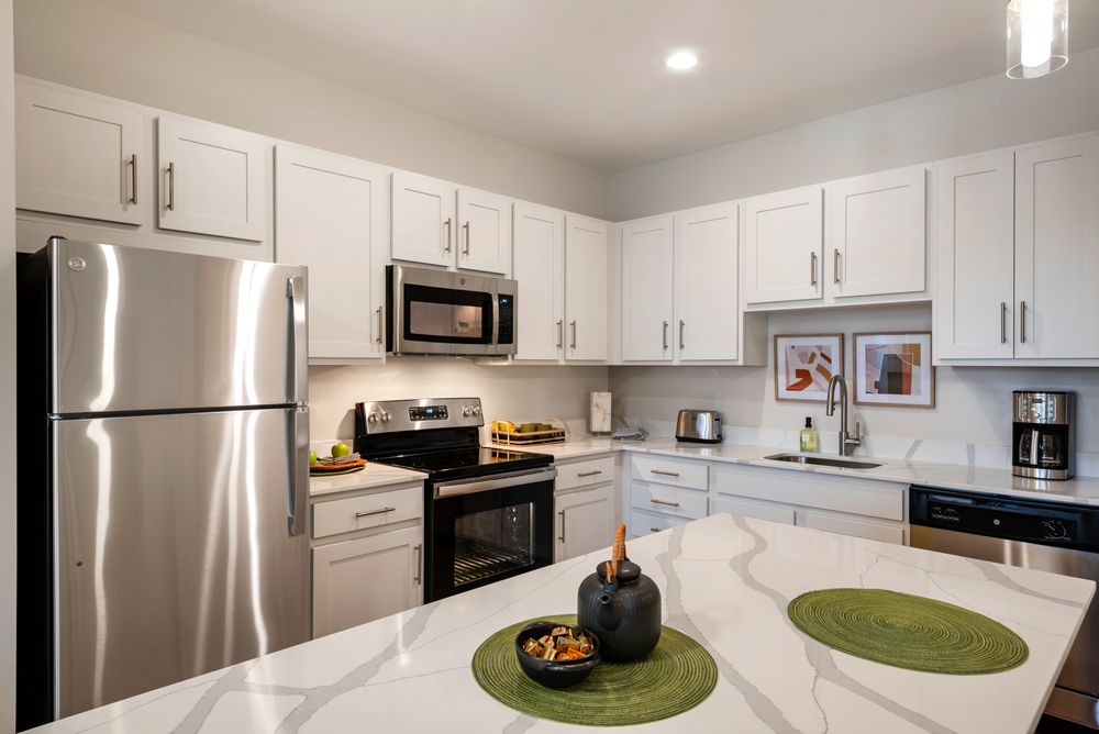 ADDISON ROW - Updated July 2025 - 18 Photos & 11 Reviews - 4800 Addison ...