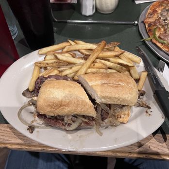 KAISER’S PIZZA & PUB - Updated December 2025 - 113 Photos & 211 Reviews ...