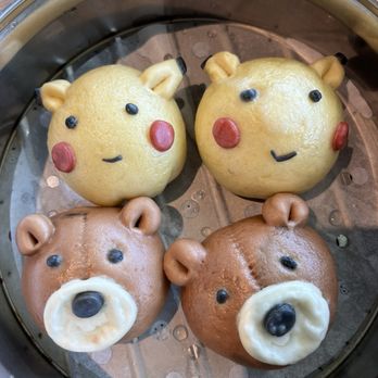 BUN WORLD - Updated July 2024 - 331 Photos & 121 Reviews - 1071 N ...