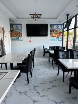 OVERLORD CHICKEN - 196 Photos & 83 Reviews - 726 Kapahulu Ave, Honolulu ...