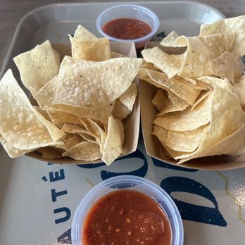 SOMEBURROS - Updated January 2025 - 43 Photos & 96 Reviews - 5910 E ...