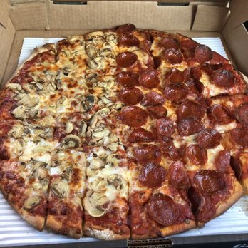FLYERS PIZZA & SUBS - Updated October 2025 - 13 Photos & 32 Reviews - 2726 London Groveport Rd ...