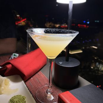 RISE ROOFTOP LOUNGE - Updated November 2024 - 559 Photos & 329 Reviews ...