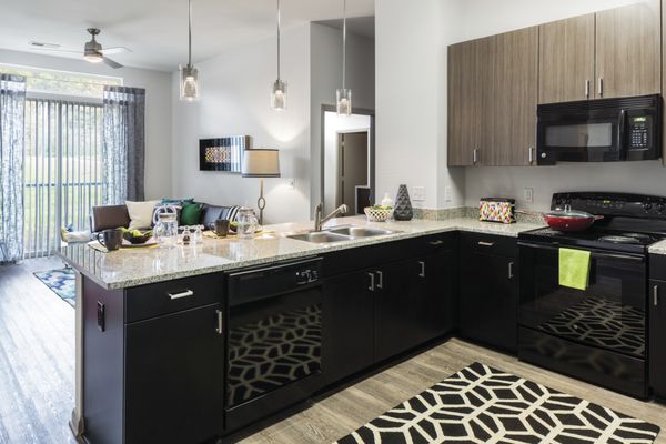 BOULEVARD 98 - 112 Photos & 45 Reviews - Apartments - 9825 University ...