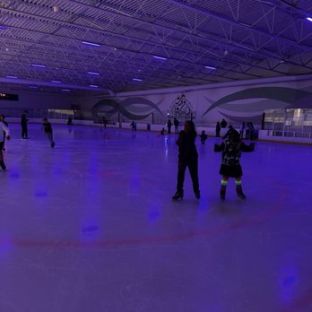 BRENTWOOD ICE RINK - Updated December 2025 - 23 Photos & 18 Reviews ...