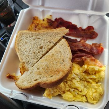 THE LUCKY GREEK - Updated February 2025 - 202 Photos & 363 Reviews ...