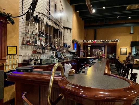 COURTHOUSE PUB - Updated January 2025 - 285 Photos & 305 Reviews - 1001 ...