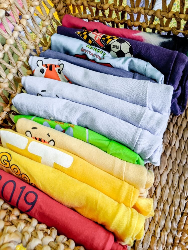 LIFE WITH LESS MESS - Updated December 2025 - 36 Photos - Rising Sun ...