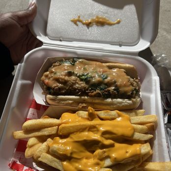 FRANKIE’S DAWG HOUSE - Updated June 2024 - 264 Photos & 163 Reviews ...