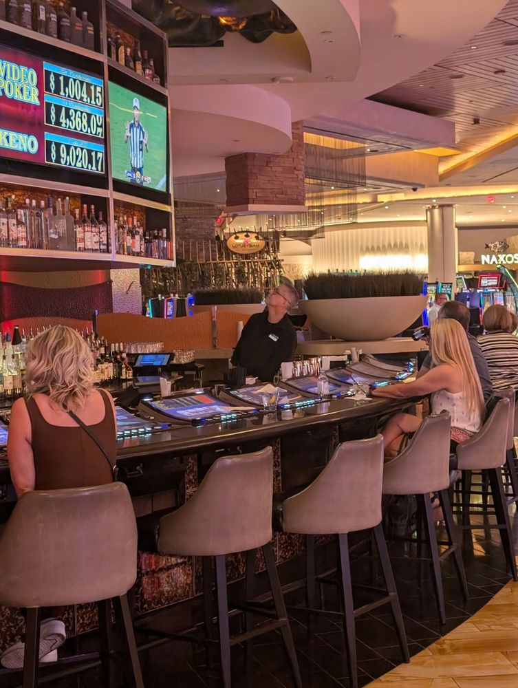 ROCKS LOUNGE - Updated June 2026 - 53 Photos & 37 Reviews - 11011 W ...