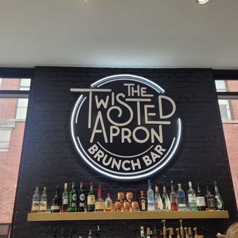 THE TWISTED APRON - Updated December 2025 - 148 Photos & 153 Reviews ...