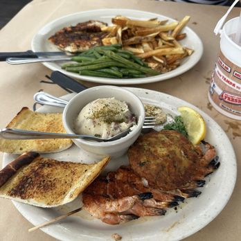 PINCHERS - Updated June 2024 - 954 Photos & 773 Reviews - 1200 5th Ave ...