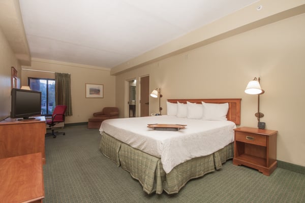 HAMPTON INN SEDONA - Updated October 2025 - 224 Photos & 145 Reviews ...