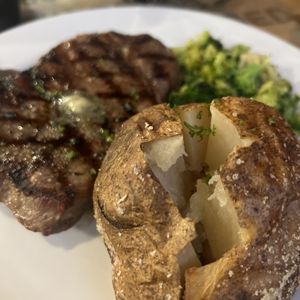 S & S GRILLHOUSE - Updated December 2025 - 107 W Main St, Clarksville ...