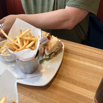 SILVER DINER - Updated December 2025 - 742 Photos & 695 Reviews - 6592 ...