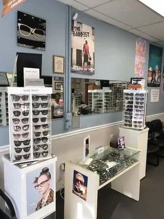 EYE-DEAL OPTICAL - Updated December 2025 - 37 Photos - 435 Hempstead ...
