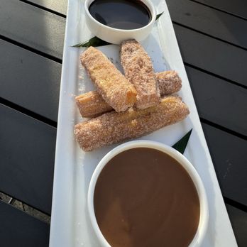 180BLU - Updated November 2025 - 703 Photos & 287 Reviews - 1 Ritz ...