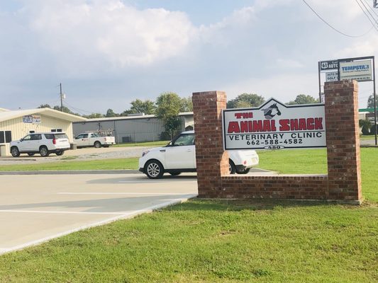 THE ANIMAL SHACK - Updated July 2025 - 480 N Gaines Hwy, Boyle ...