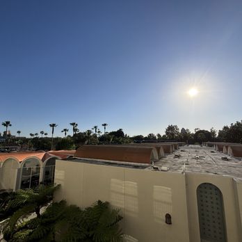 HOWARD JOHNSON ANAHEIM HOTEL AND WATER PLAYGROUND - Updated May 2025 ...