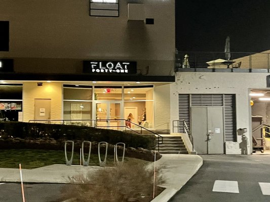 FLOAT FORTY ONE - Updated March 2025 - 31 Photos & 16 Reviews - 345 N Main St, West hartford ...