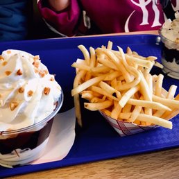 SCOOPERS - Updated October 2025 - 264 Photos & 209 Reviews - 4040 ...