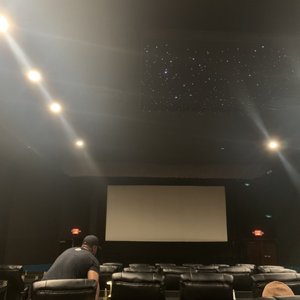APPLE CINEMAS GREECE RIDGE MALL - Updated January 2026 - 16 Photos ...