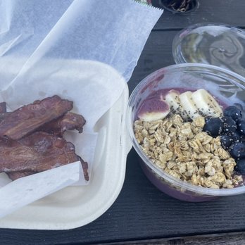 BEACHY BEAN COFFEE CO. - Updated July 2024 - 132 Photos & 96 Reviews ...