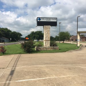 COMMUNITY NATIONAL BANK & TRUST OF TEXAS - Updated December 2025 - 321 ...