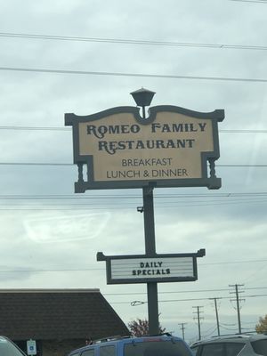 ROMEO FAMILY RESTAURANT - Updated July 2024 - 54 Photos & 94 Reviews ...
