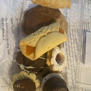 BETHEL BAKERY - 188 Photos & 123 Reviews - 5200 Brightwood Rd, Bethel ...