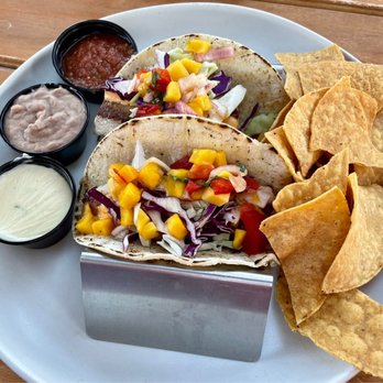 BARNYARD CRAFTHOUSE & EATERY - Updated September 2025 - 410 Photos ...