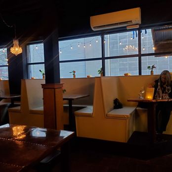 THE RAVEN SEATTLE - Updated September 2025 - 29 Photos & 15 Reviews ...