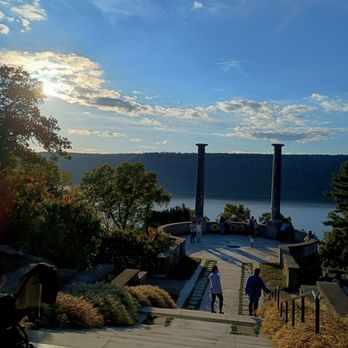 UNTERMYER GARDENS CONSERVANCY - Updated March 2025 - 1878 Photos & 224 ...