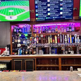 DRAFT HOUSE BAR & RESTAURANT - Updated December 2025 - 57 Photos & 127 ...