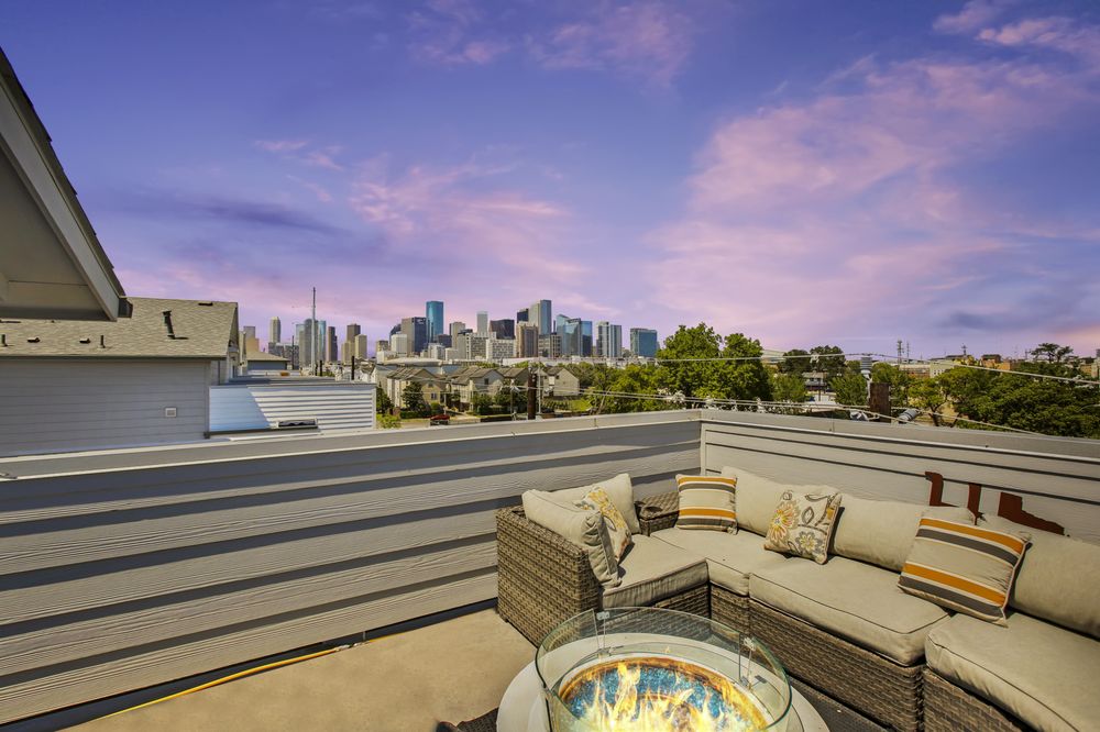 BAILEY FISHER - STYLED REAL ESTATE - Humble, Texas - Real Estate Agents ...