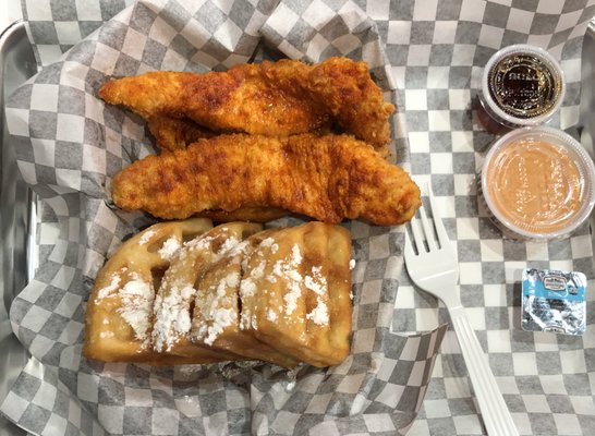 HANGRY JOE’S HOT CHICKEN - 14 Reviews - 3525 S Jefferson St, Falls ...