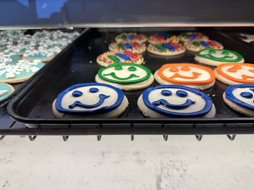 MERRITT’S BAKERY - 70 Photos & 36 Reviews - 4930 W Kenosha St, Broken ...
