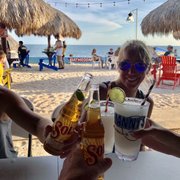 MANNY’S BEACH CLUB - 67 Photos & 36 Reviews - Beach Bars - Av Coahuila ...