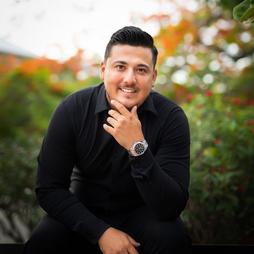 NIK SIRICHOONCHAN - WINDERMERE - 3933 Lake Washington Blvd NE, Kirkland ...