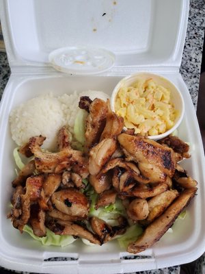 ALOHA GRILL - 33 Photos & 17 Reviews - 2440 S Melrose Dr, Vista ...