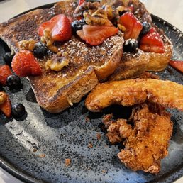 CURFEW - Updated October 2025 - 363 Photos & 212 Reviews - 164 Union ...